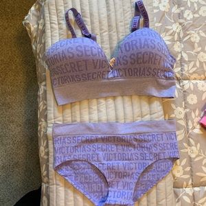 Victoria's Secret Intimates & Sleepwear | Bundle Bras With A And Get A ...